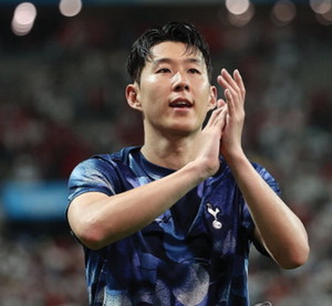 멀티골 활약 펼친 손흥민, EPL 2R ‘베스트 11’ 꼽혀